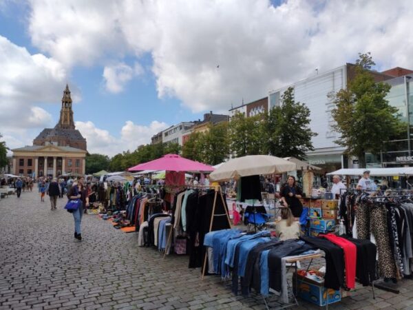 Groningen Vismarkt (vlooienmarkt) - Organisatieburo Vitalis